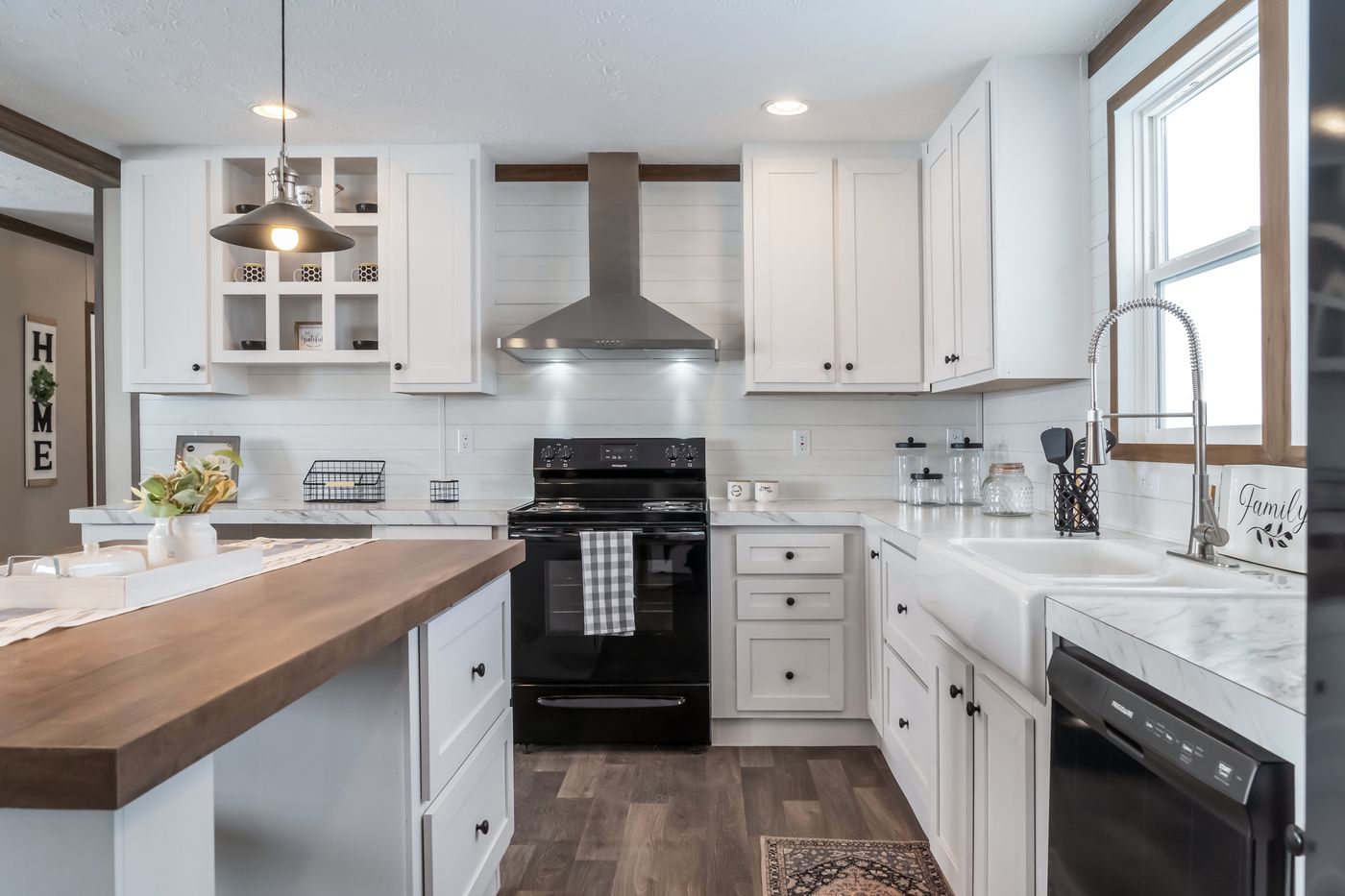 34MVP28724AH :: FARMHOUSE BREEZE 72 - Appalachia Homes