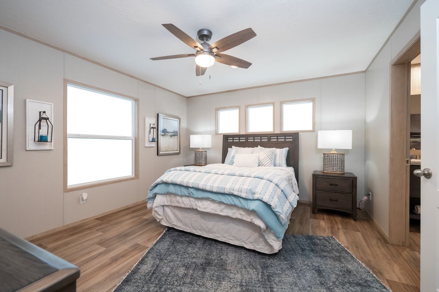 43CEJ28483AH :: DESOTO - Clayton Epic Journey