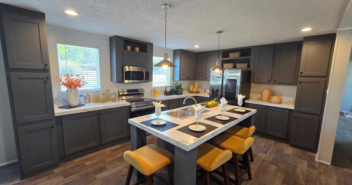 *AMY* | Clayton Homes of Northport