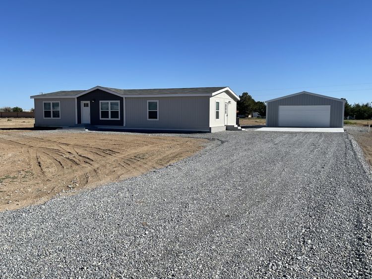 Move-In Ready Mobile Homes For Sale Near Me | Clayton Homes of Las Vegas